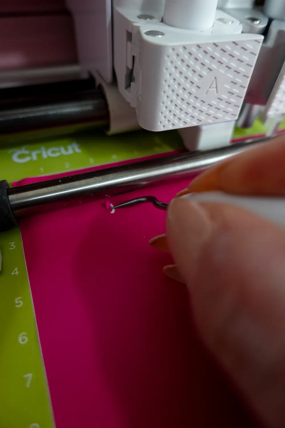 15 Cricut Beginner Tips: Boost Your Crafting Confidence in 2024